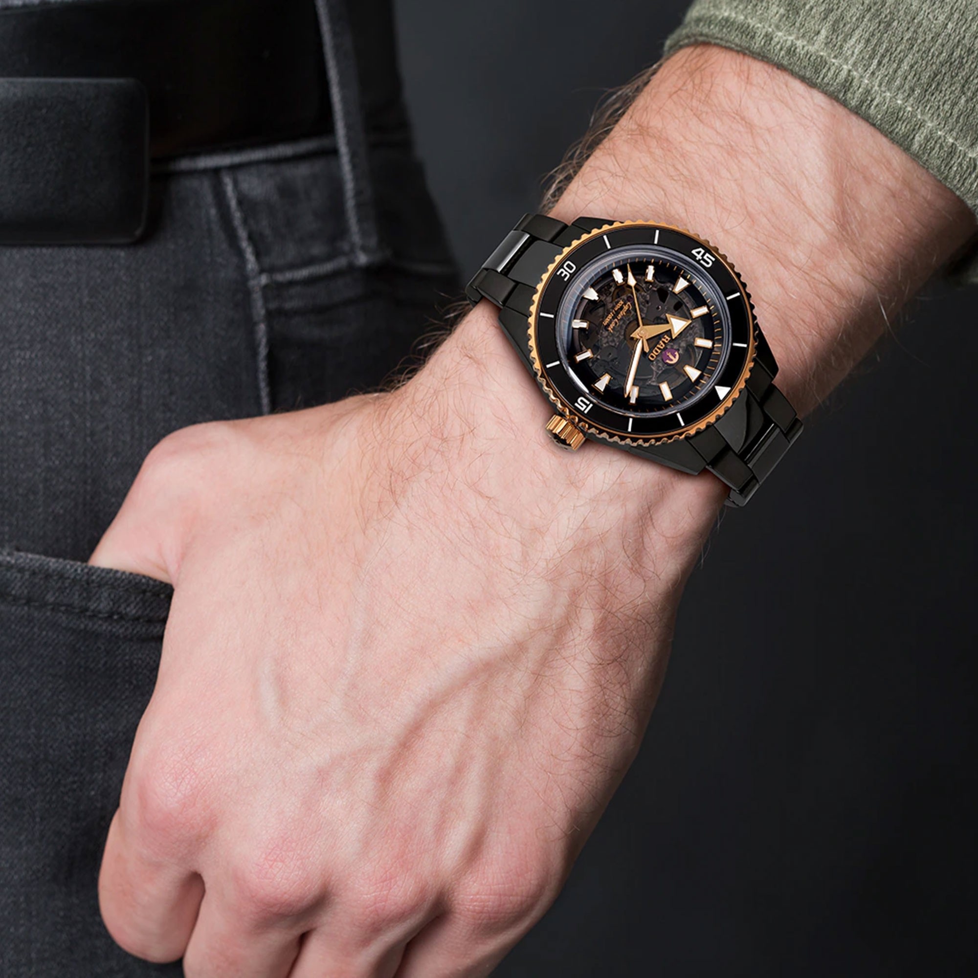 Rado Captain Cook 43mm Mens Watch R32127162