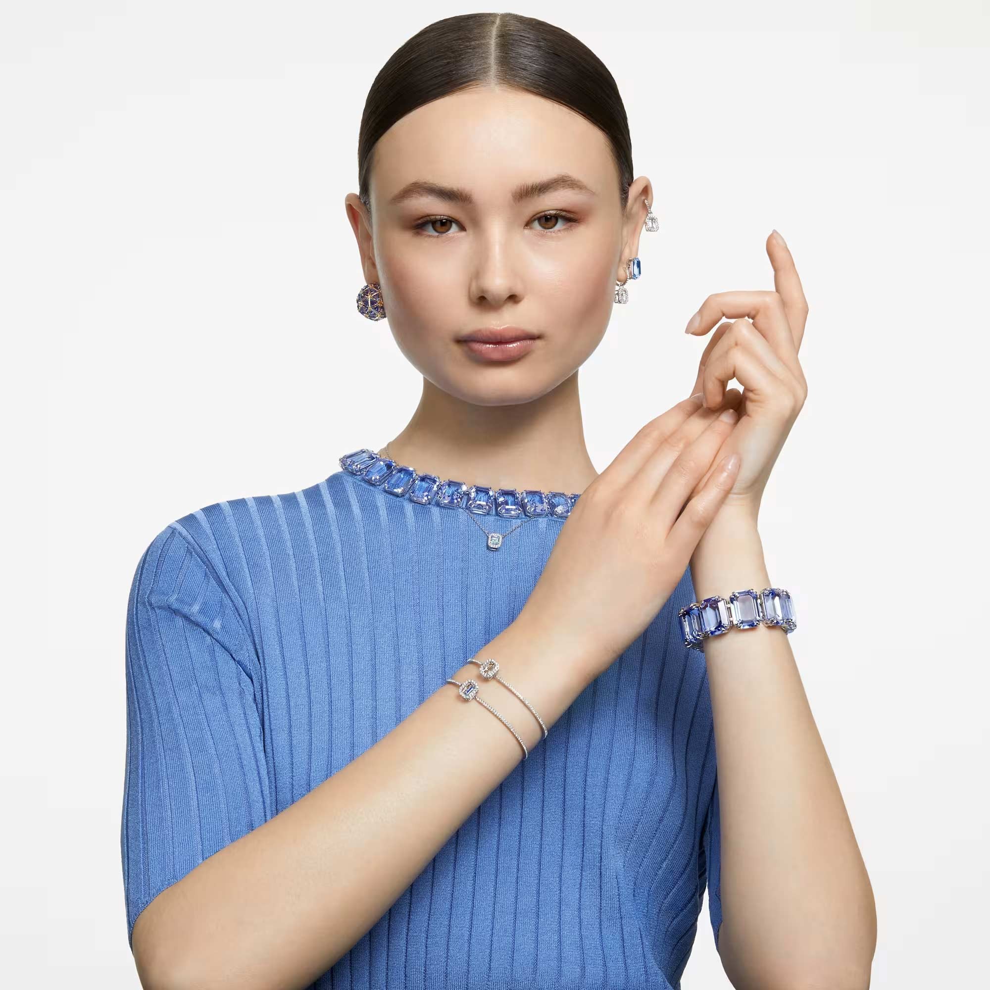 Swarovski Una White Rhodium Plated Drop Ladies Earrings 5638495