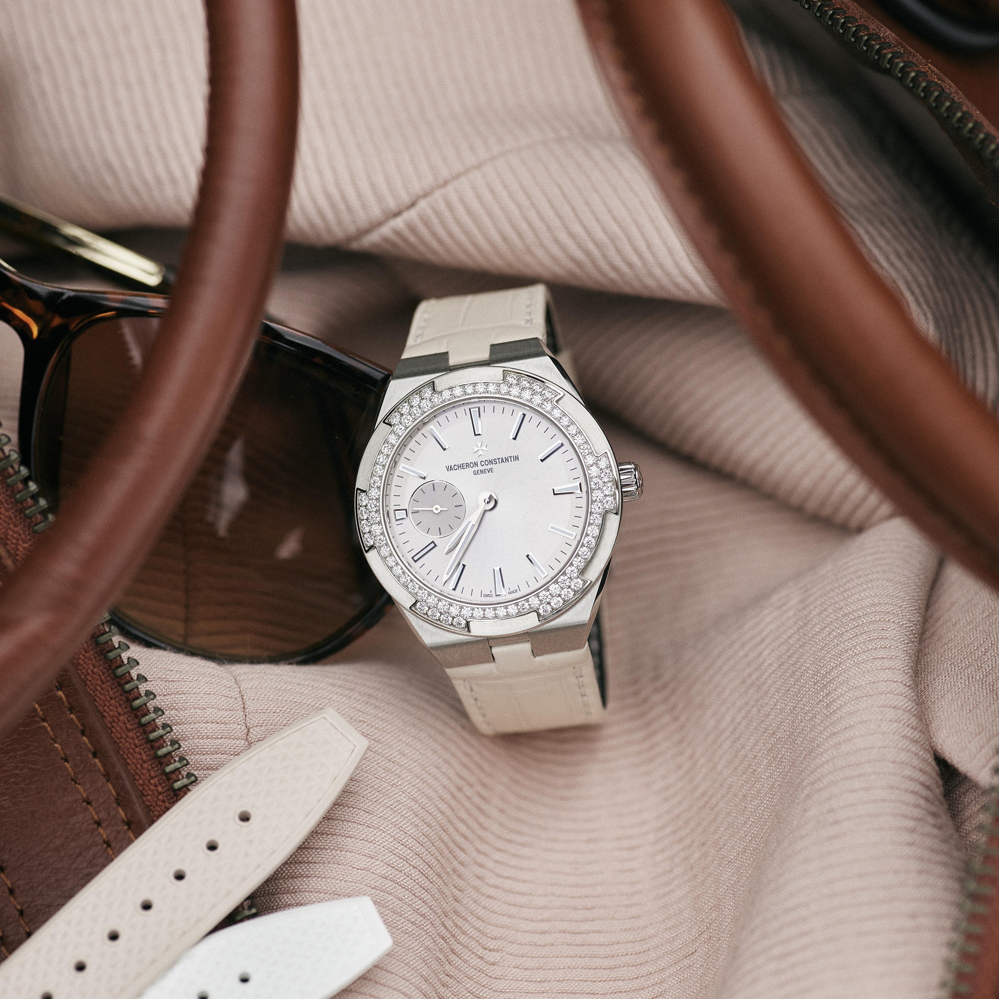 Vacheron Constantin Overseas Self-Winding Ladies Watch 2305V-/100A-B078