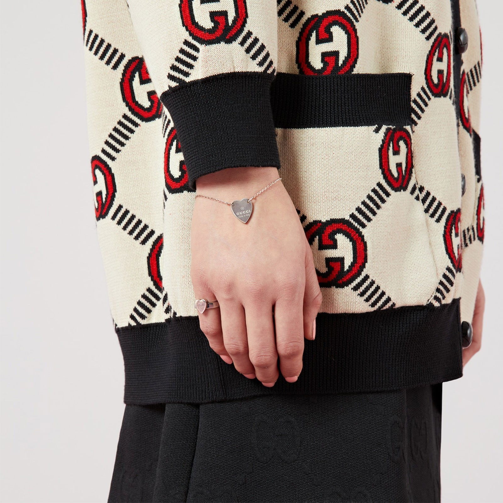 Gucci Trademark Sterling Silver Heart Bracelet YBA223513001 - Size XL