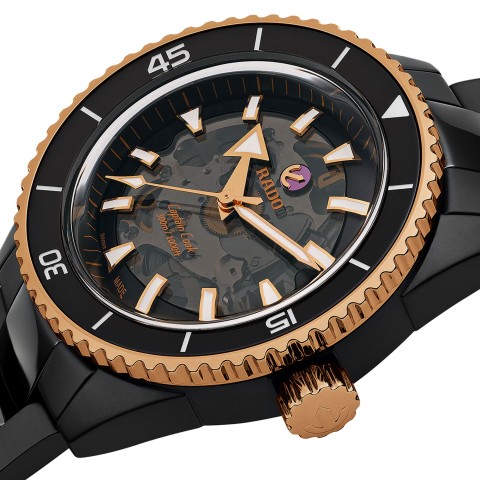 Rado Captain Cook Burgundy Mens Watch R32504407